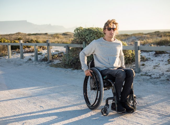 Adaptive clothing | Wheelchair clothingKinetic Balance